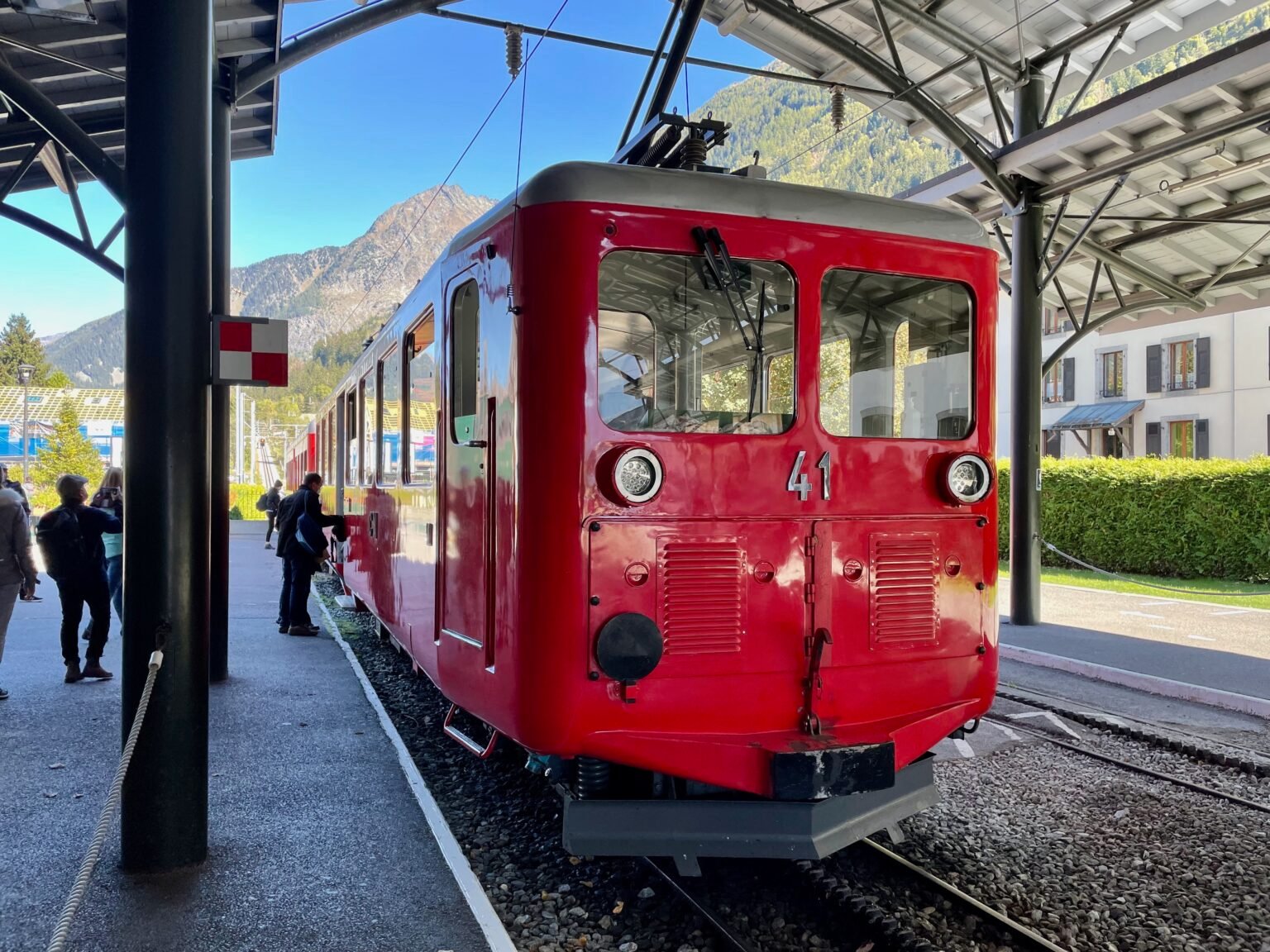Mer de Glace Glacier: Train Ride, Ice Cave & Climate Change - Curious Don