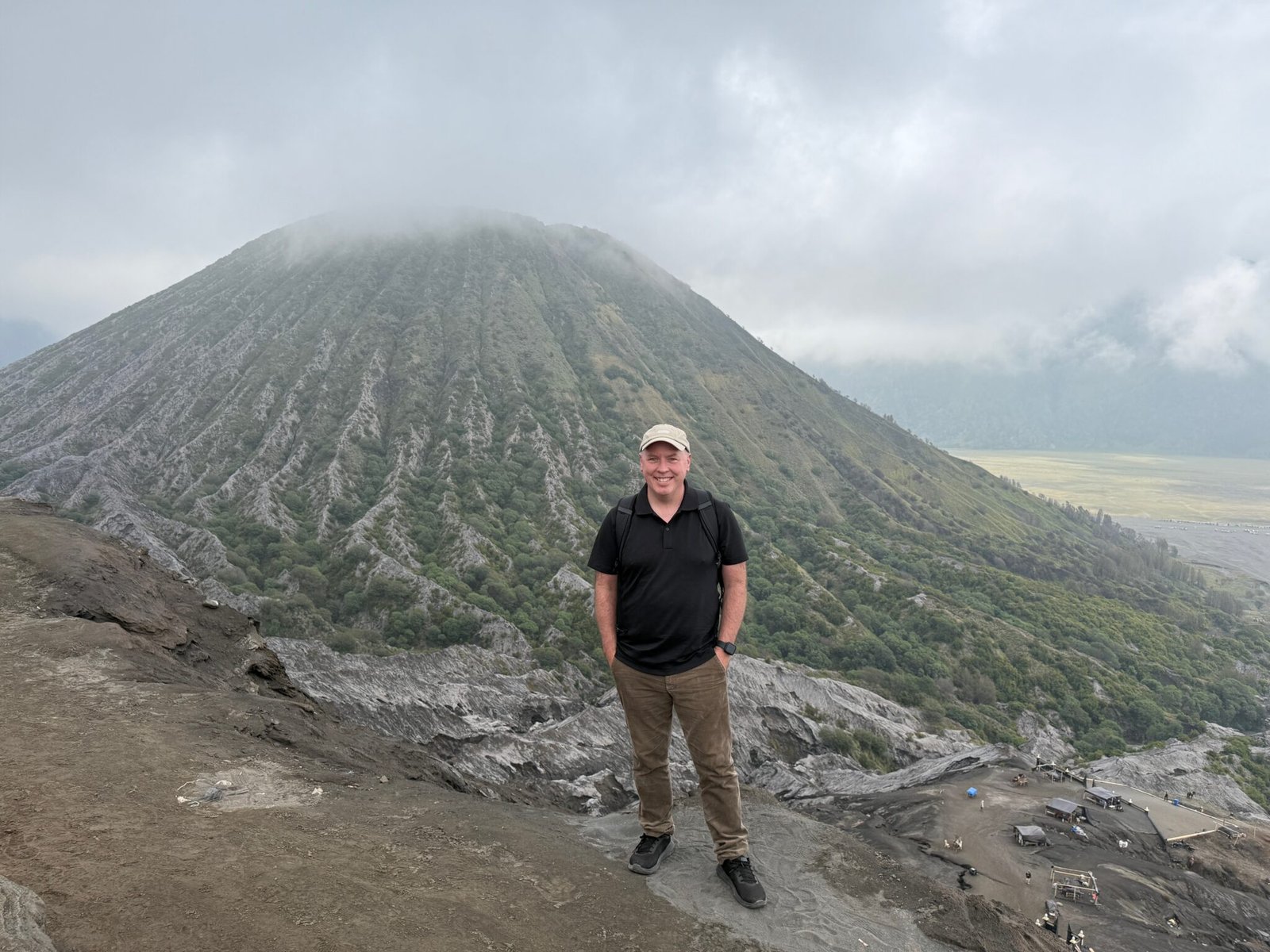 Mount Bromo Volcano: Geology, Caldera & Eruption Science - Curious Don